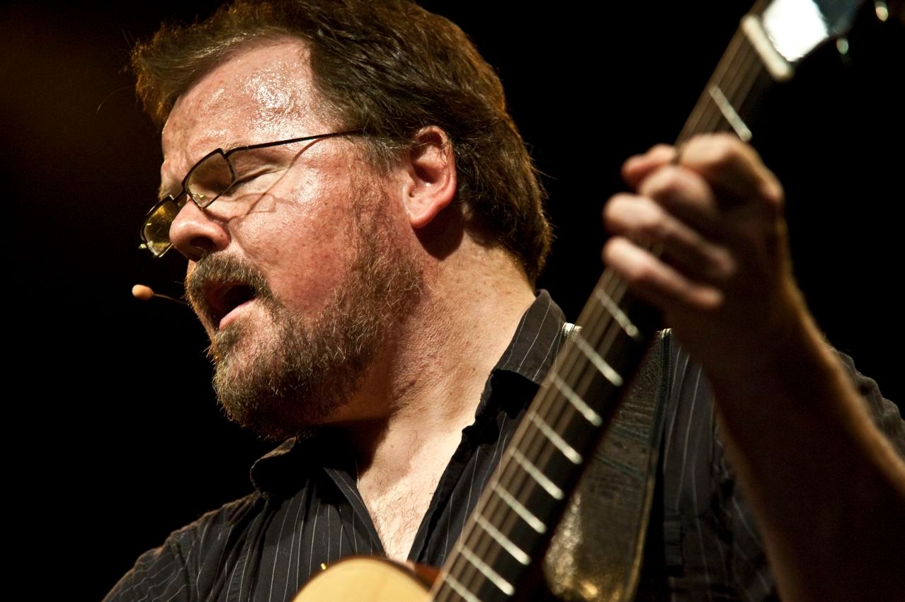 Sa. 29.04.2023 Don Ross - Fingerstyle Guitar Champion & Sänger aus ...